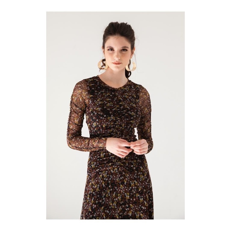 Rachelle Van Waardhuizen image