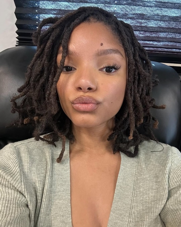 Halle Bailey picture