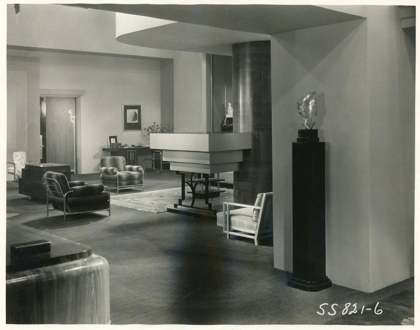 Scandal Sheet (1931)