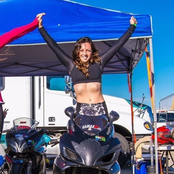 Mackenzie Rosman picture