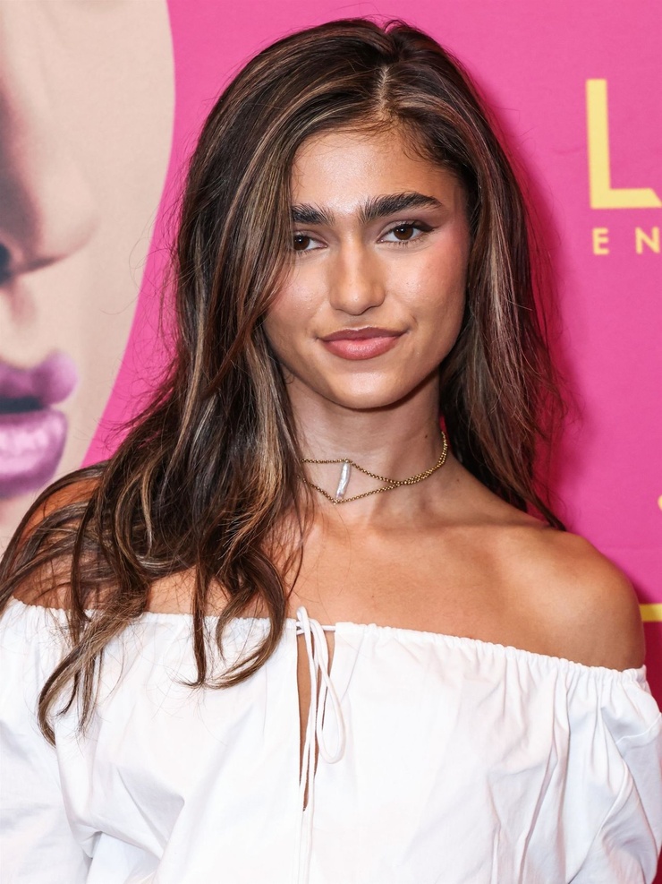 Picture of Rayna Vallandingham