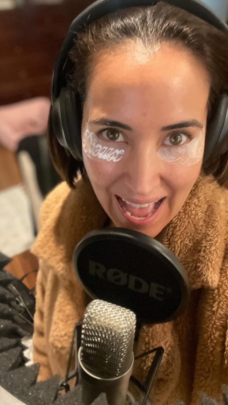 Burgandi Phoenix picture