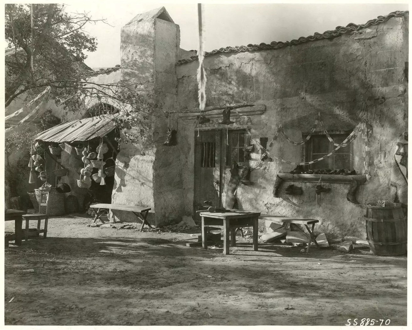 Thunder Below (1932)