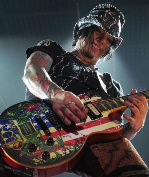 Picture of DJ Ashba