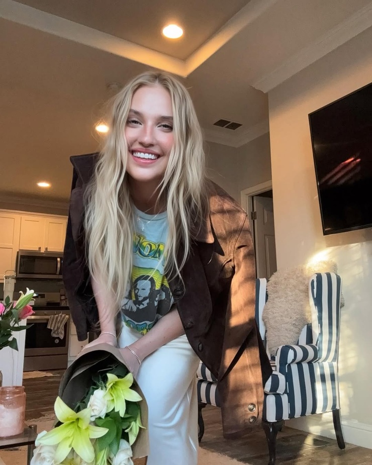 Picture of Veronica Dunne