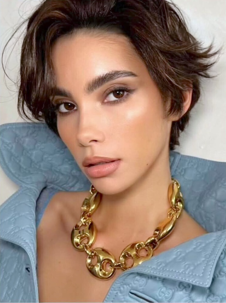 Cindy Mello