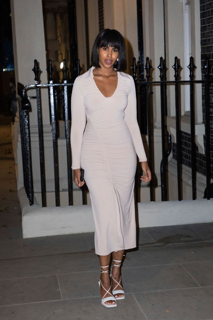 Sabrina Dhowre Elba picture