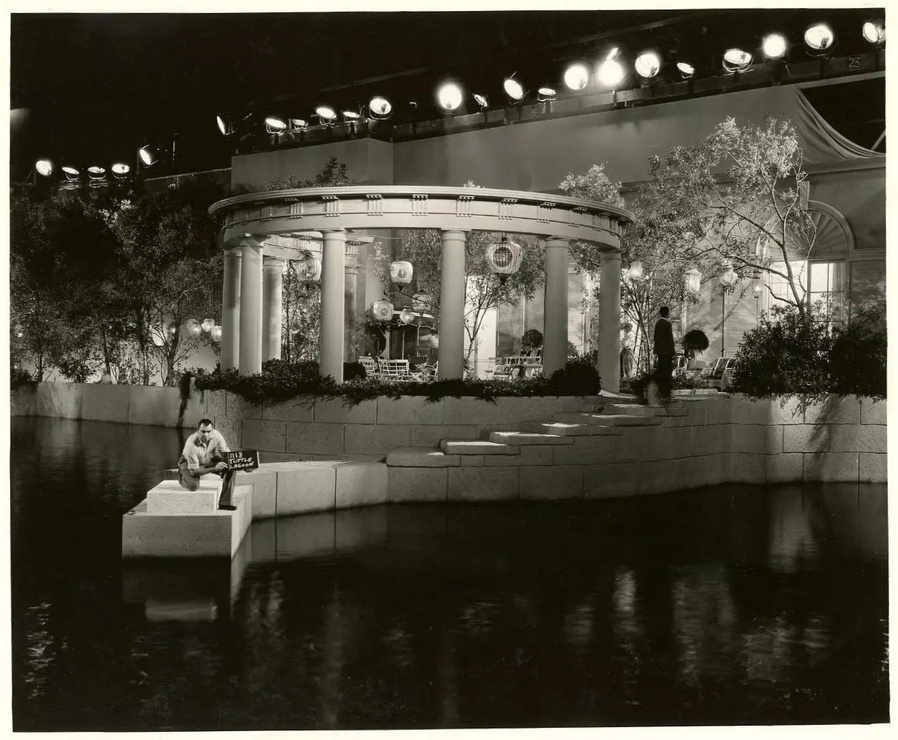 College Holiday (1936)