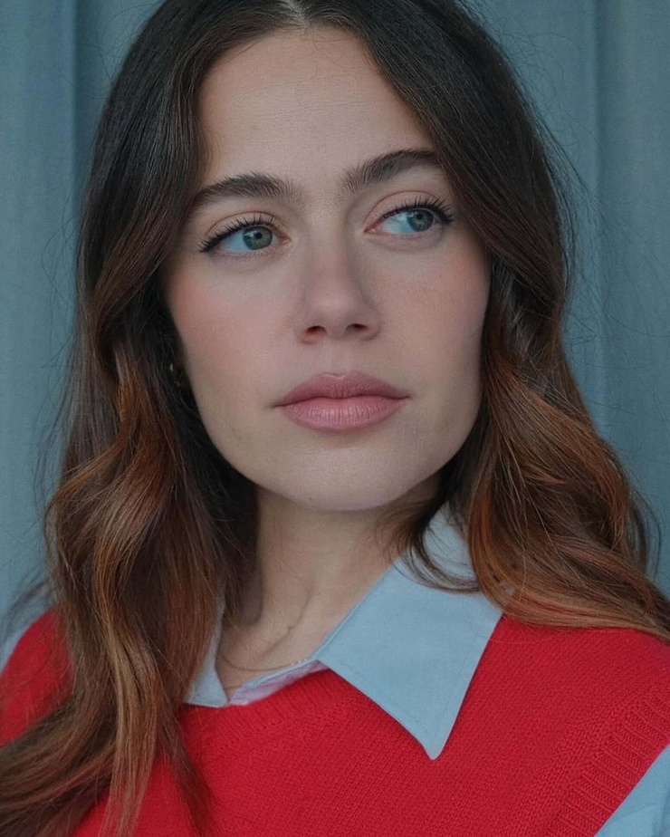 Picture of Molly Gordon