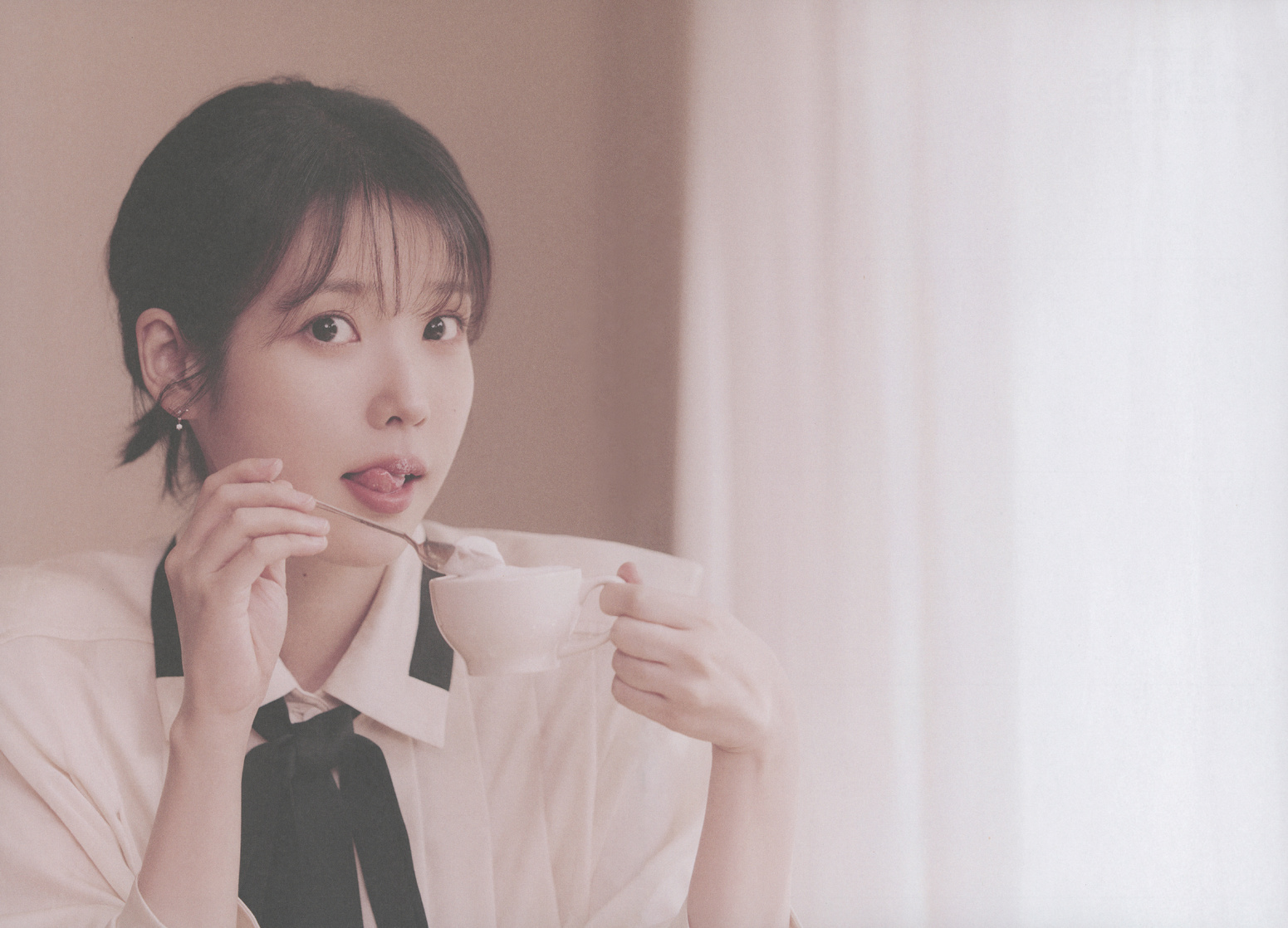 Picture of IU