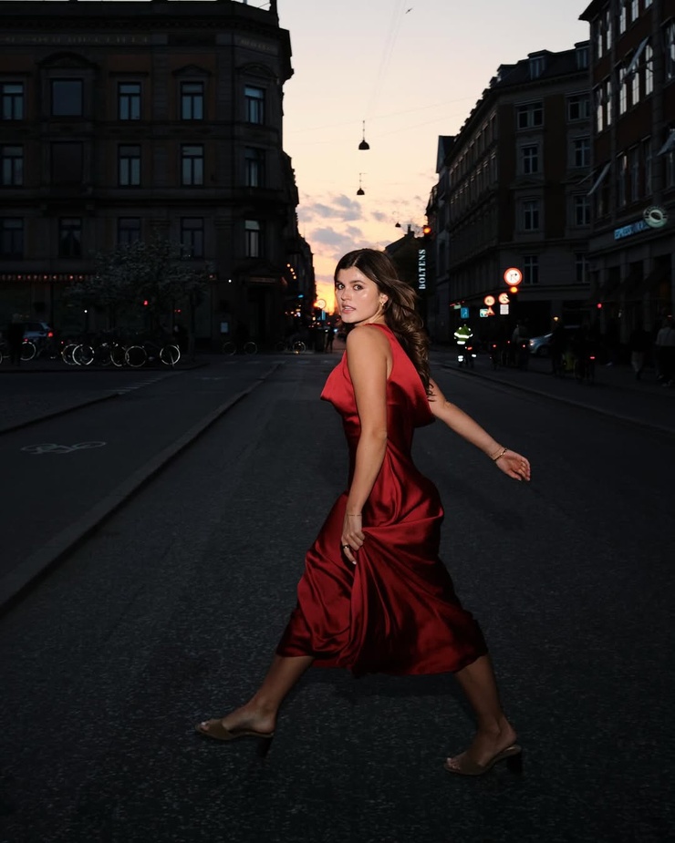 Picture of Elle Edwards