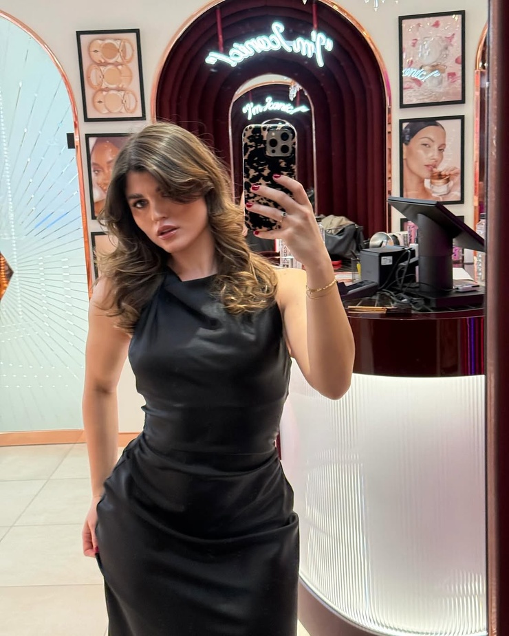 Picture of Elle Edwards