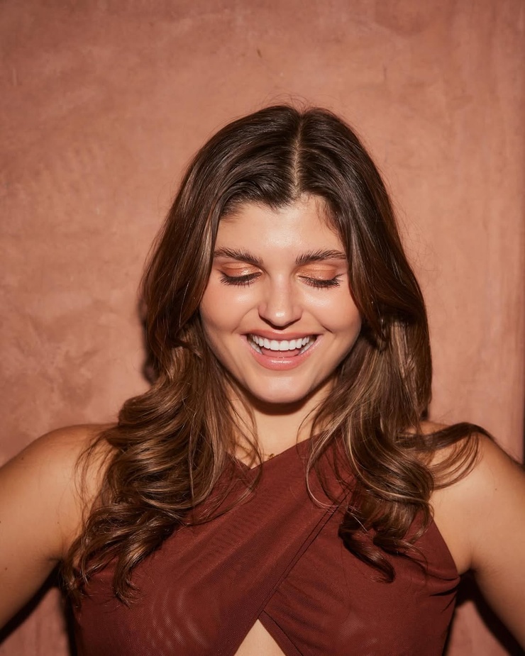 Picture of Elle Edwards