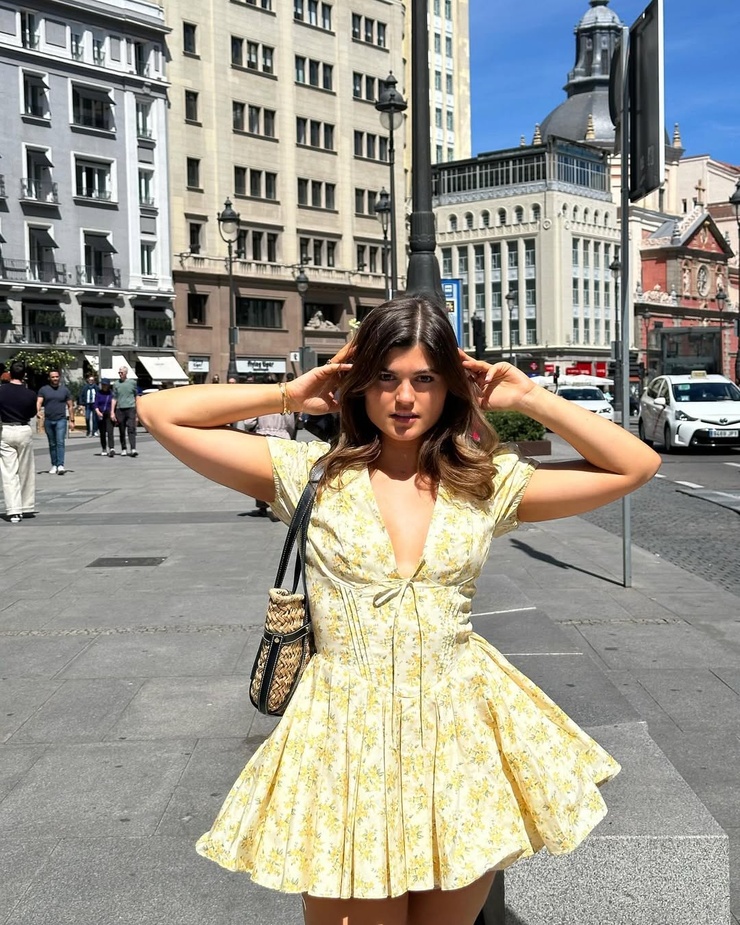 Picture of Elle Edwards