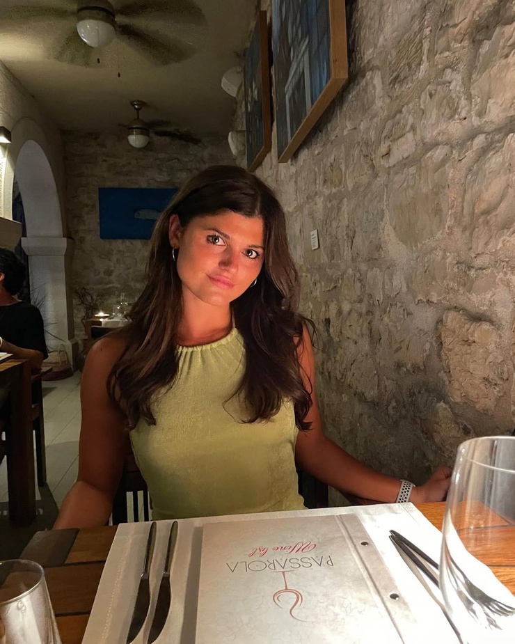 Picture of Elle Edwards