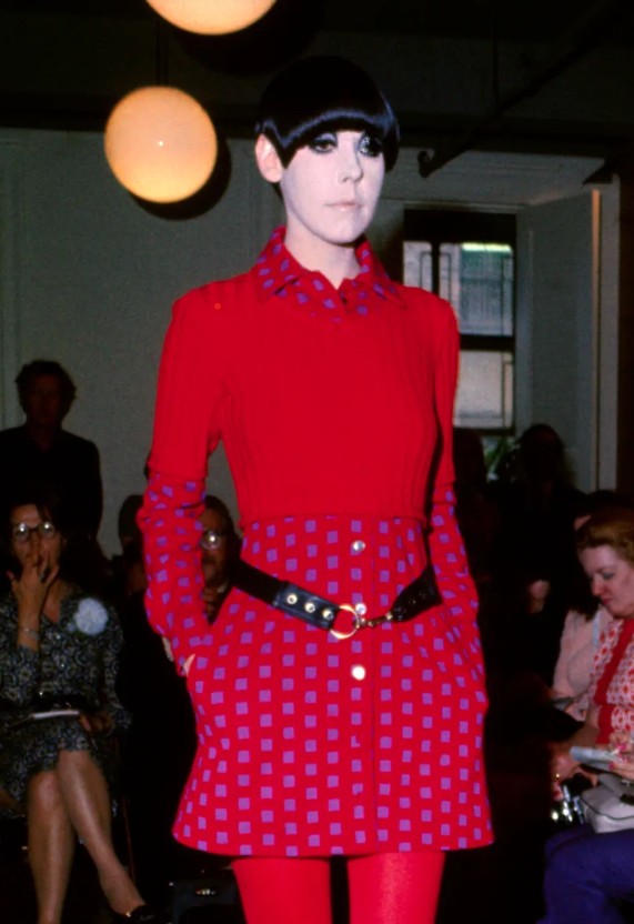 Picture of Peggy Moffitt
