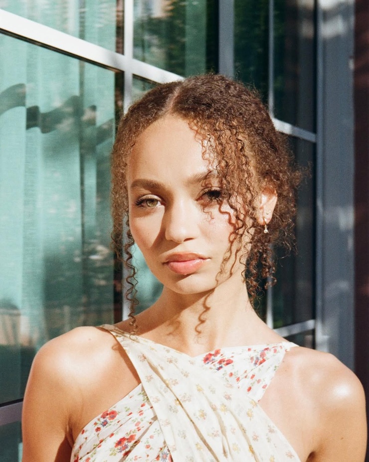 Picture of Nico Parker