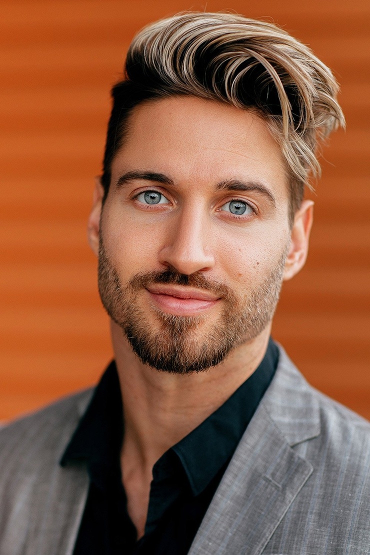 Picture of Travis DesLaurier