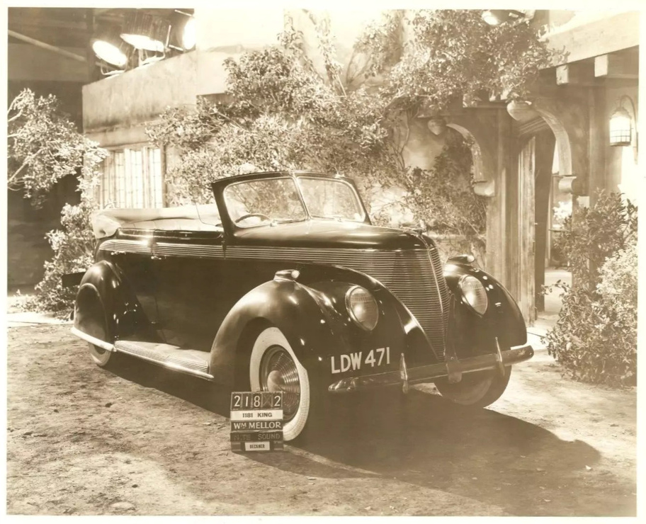 Bulldog Drummond in Africa (1938)