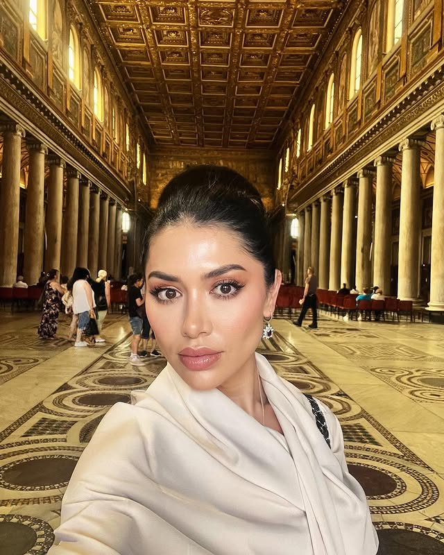 Picture of Bahara Golestani