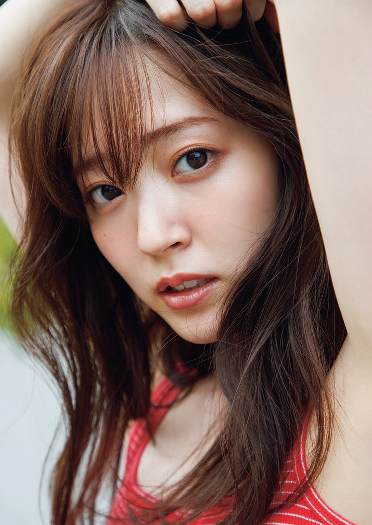 Airi Suzuki picture