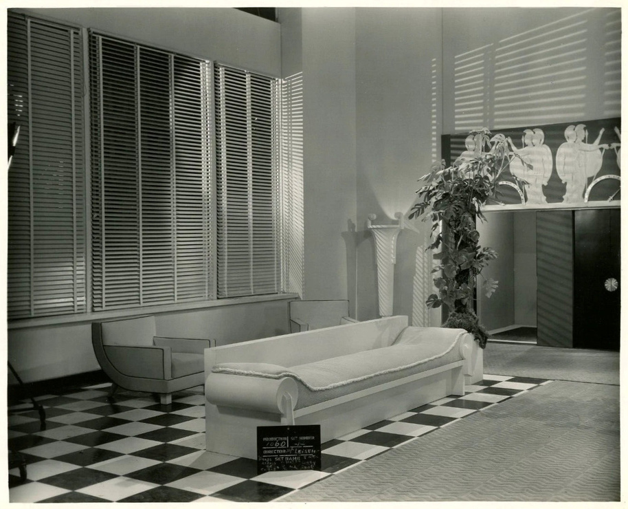 Hands Across the Table (1935)