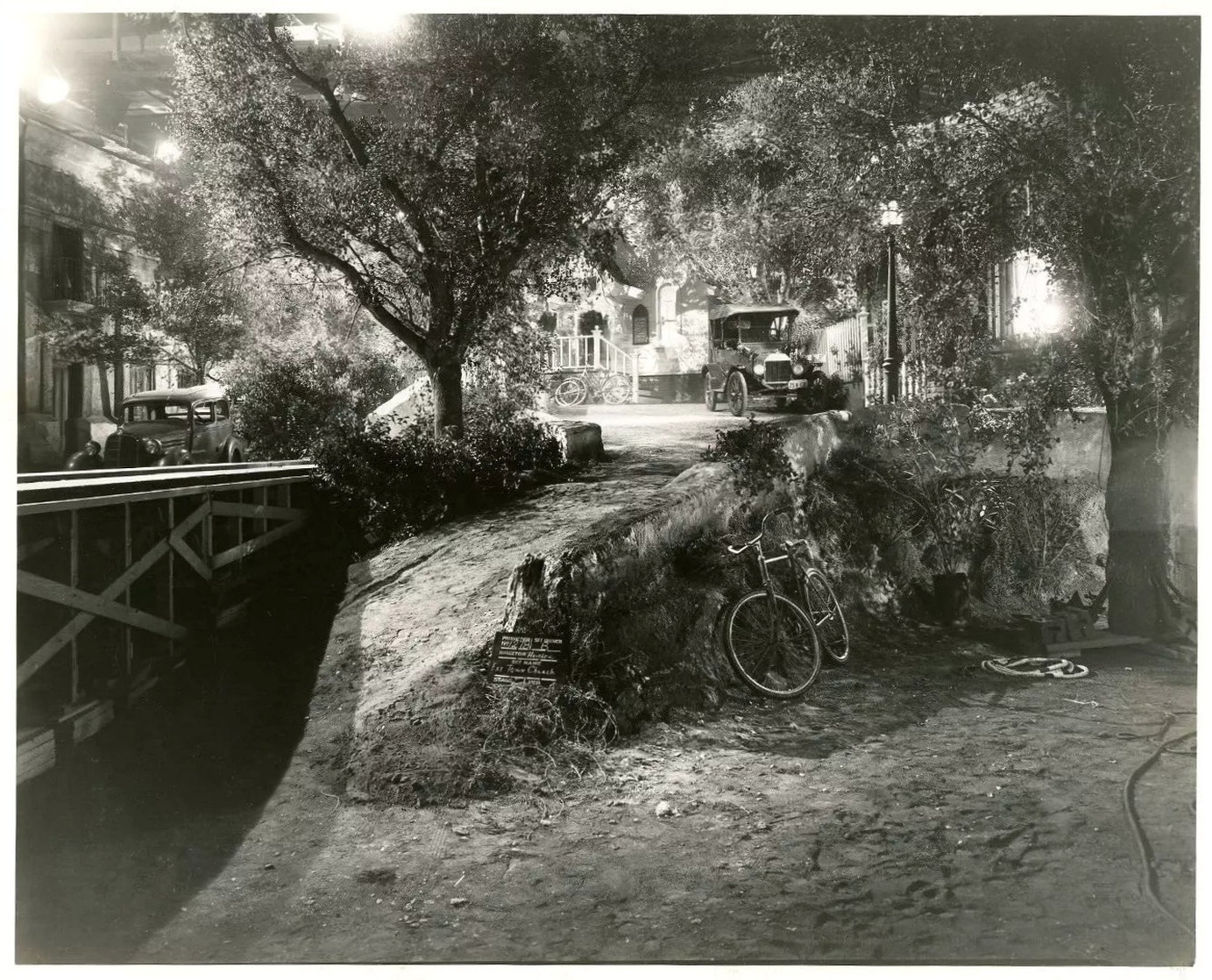 The Monster and the Girl (1941)