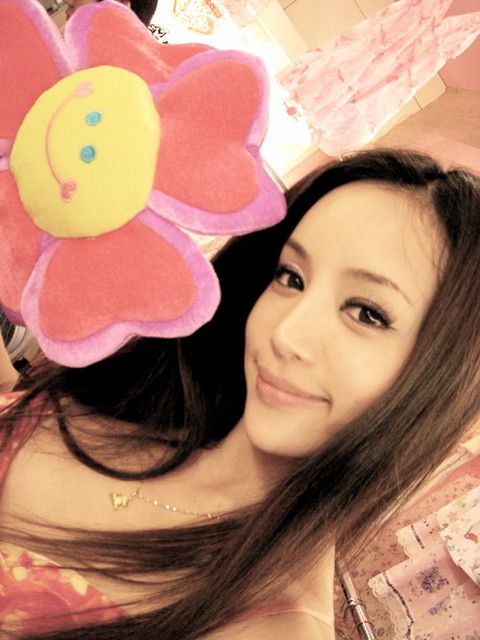 ( Estrella Lin ) Lin Wei Ling image