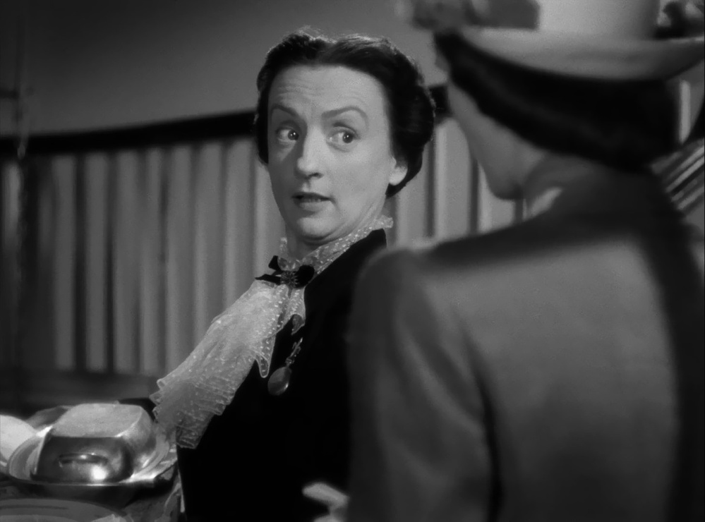 Mildred Natwick and Jessica Tandy