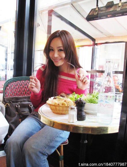 ( Estrella Lin ) Lin Wei Ling picture