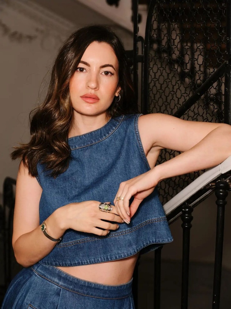 Picture of Ivana Baquero