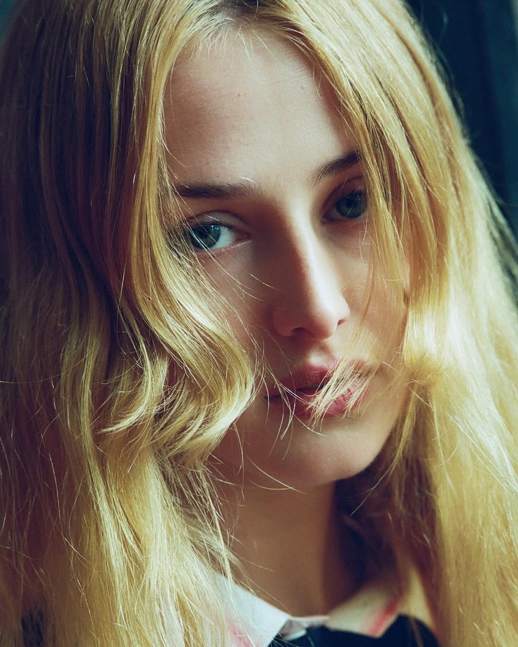 Picture of Anna Van Patten