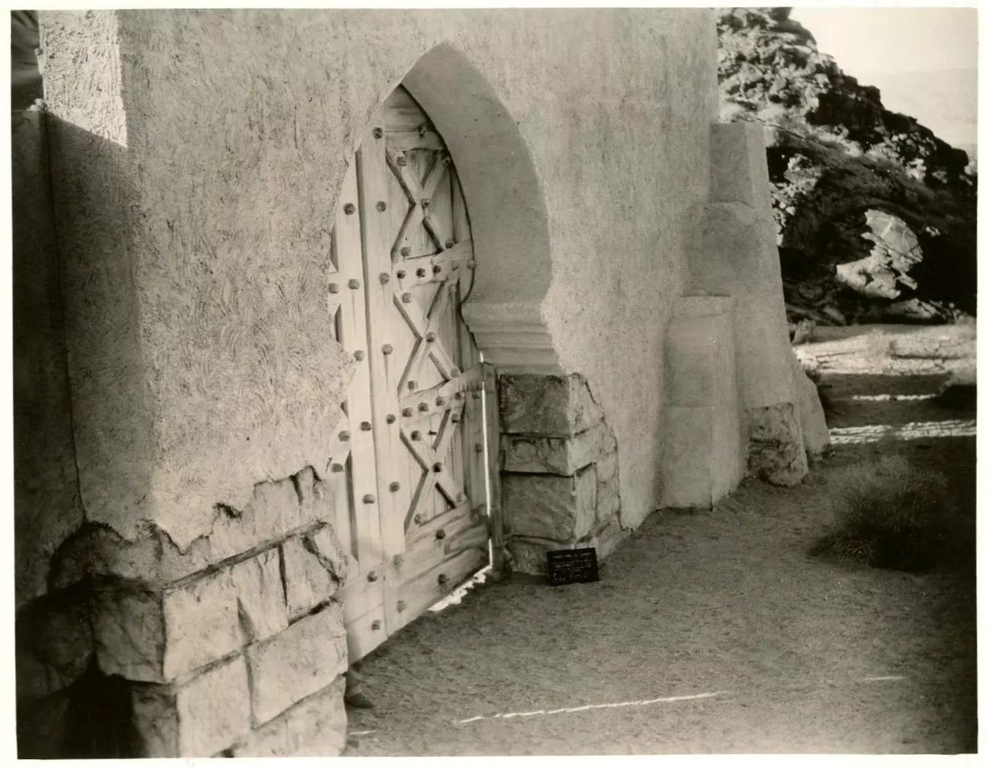 The Last Outpost (1935)