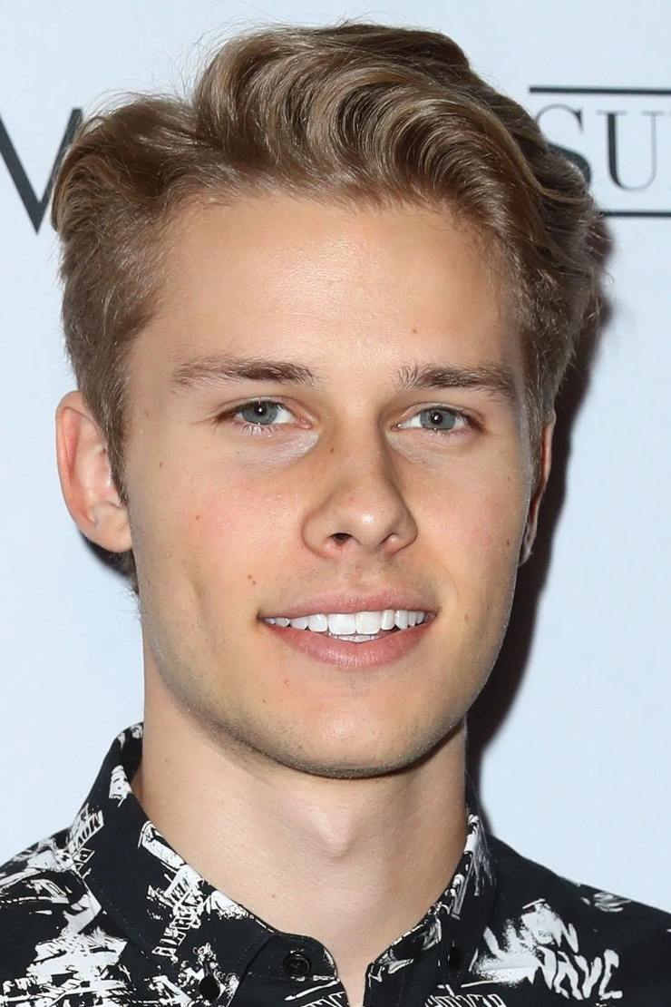 Picture of Logan Shroyer
