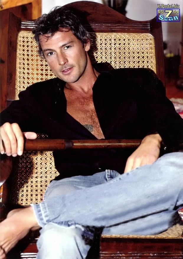 Picture of Roberto Farnesi