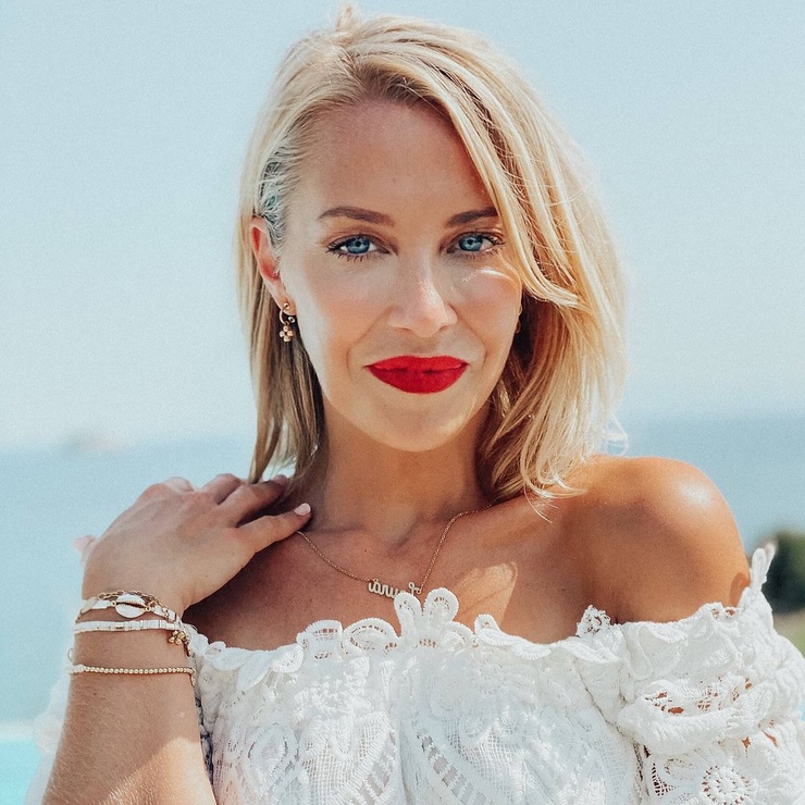 Picture of Laura Hamilton