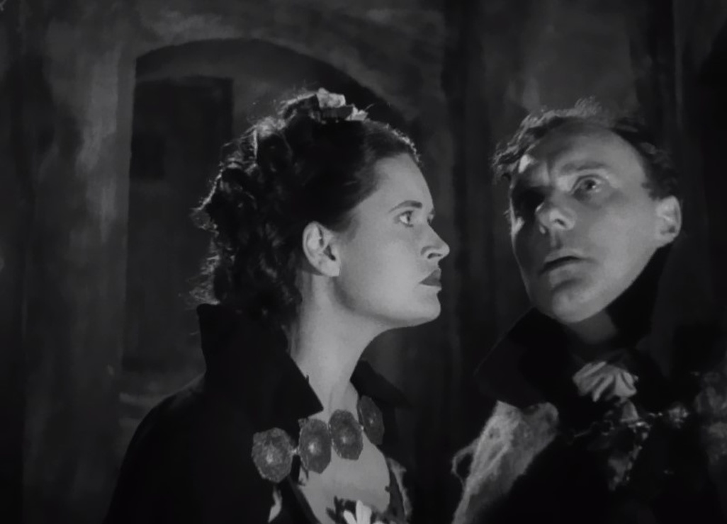 Margaretta Scott and Ralph Richardson