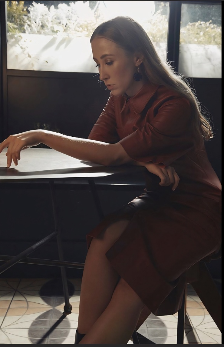 Picture of Erin Doherty