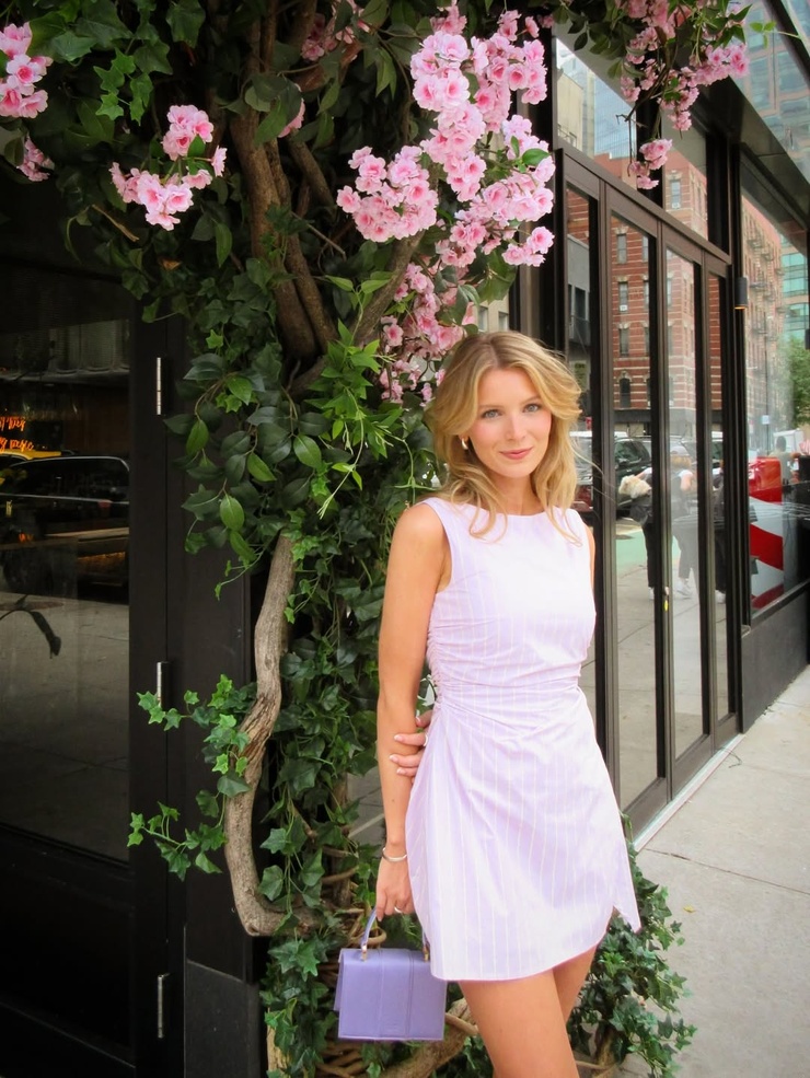 Picture of Madison Thompson