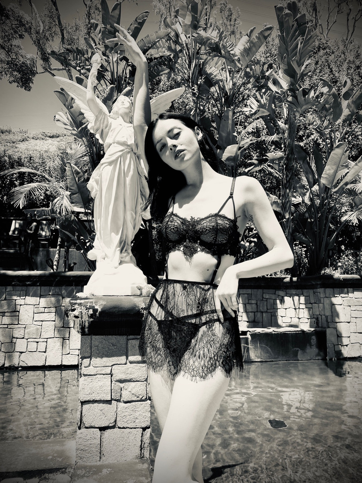 Picture of Alina Lee