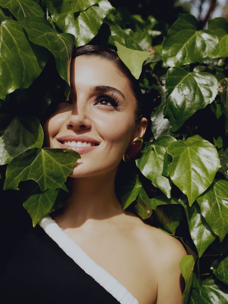 Picture of Hande Erçel