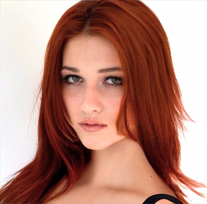 Nicole Fox image