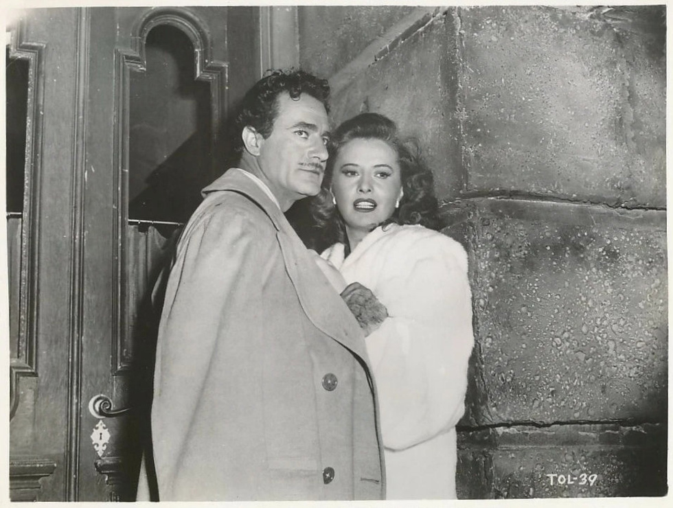 Gilbert Roland, Barbara Stanwyck