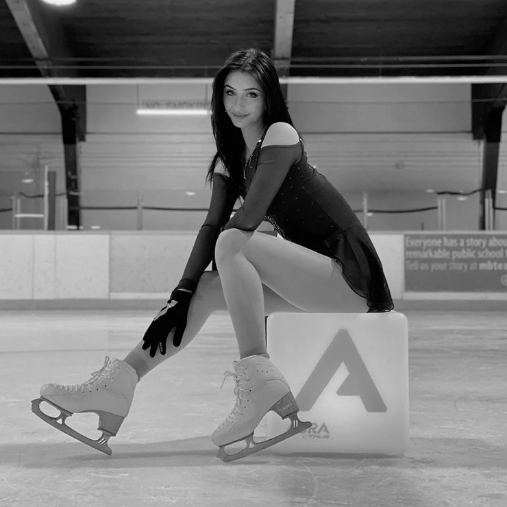 Picture of Eliza Lowe