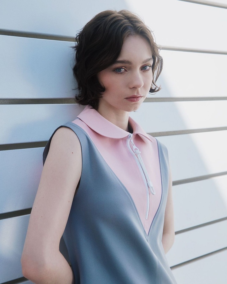 Emma Myers image