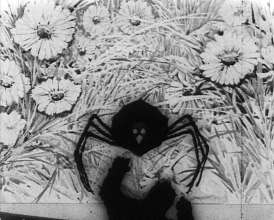 Image of Dreams of the Rarebit Fiend: Bug Vaudeville