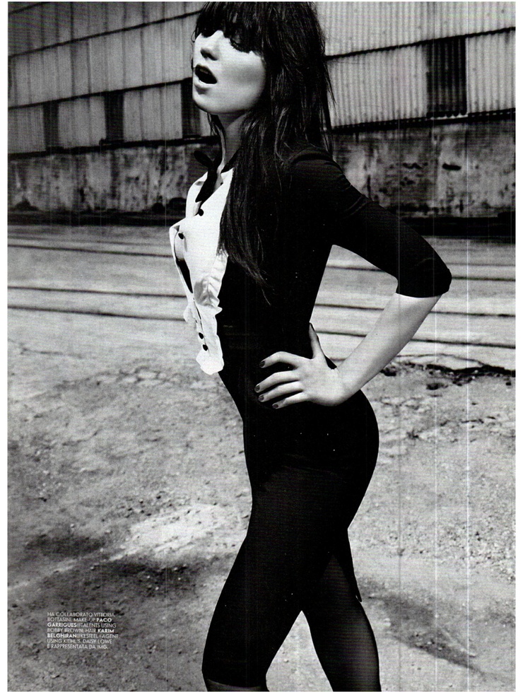 Picture of Daisy Lowe