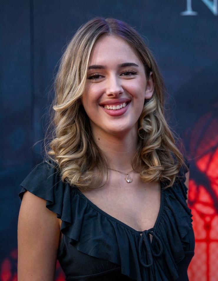 Picture of Julia Butters