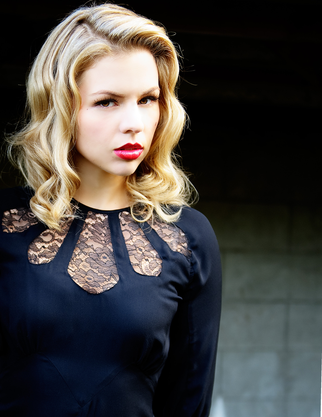 Ali Liebert Picture
