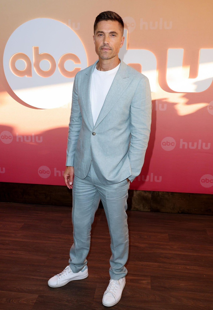 Picture of Eric Winter
